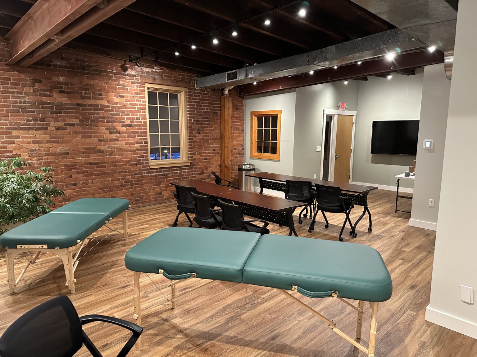 Workshops for Bodyworkers - Deep Roots Massage